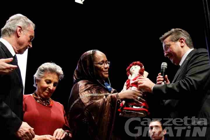 Impegno sociale: la Donna dell'Anno è la malese Aicha Belco Maiga ...