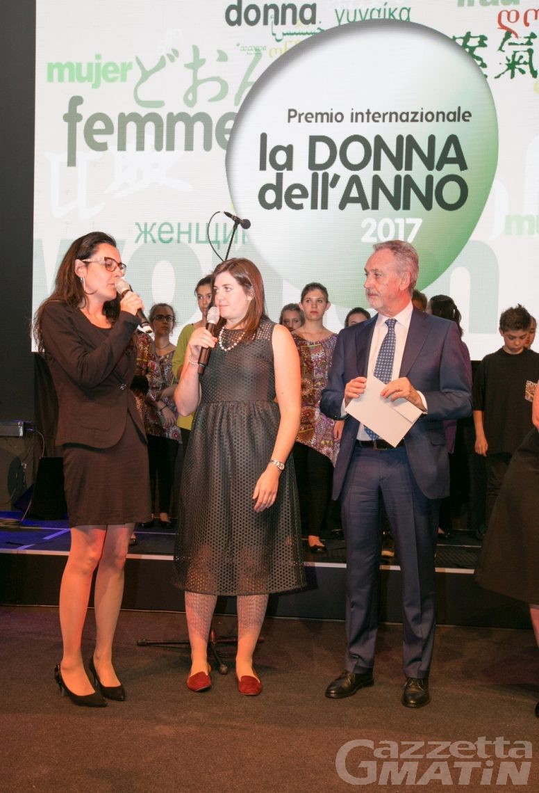 Premio Donna dell'Anno alla biologa scozzese Karina Atkinson - Aosta ...