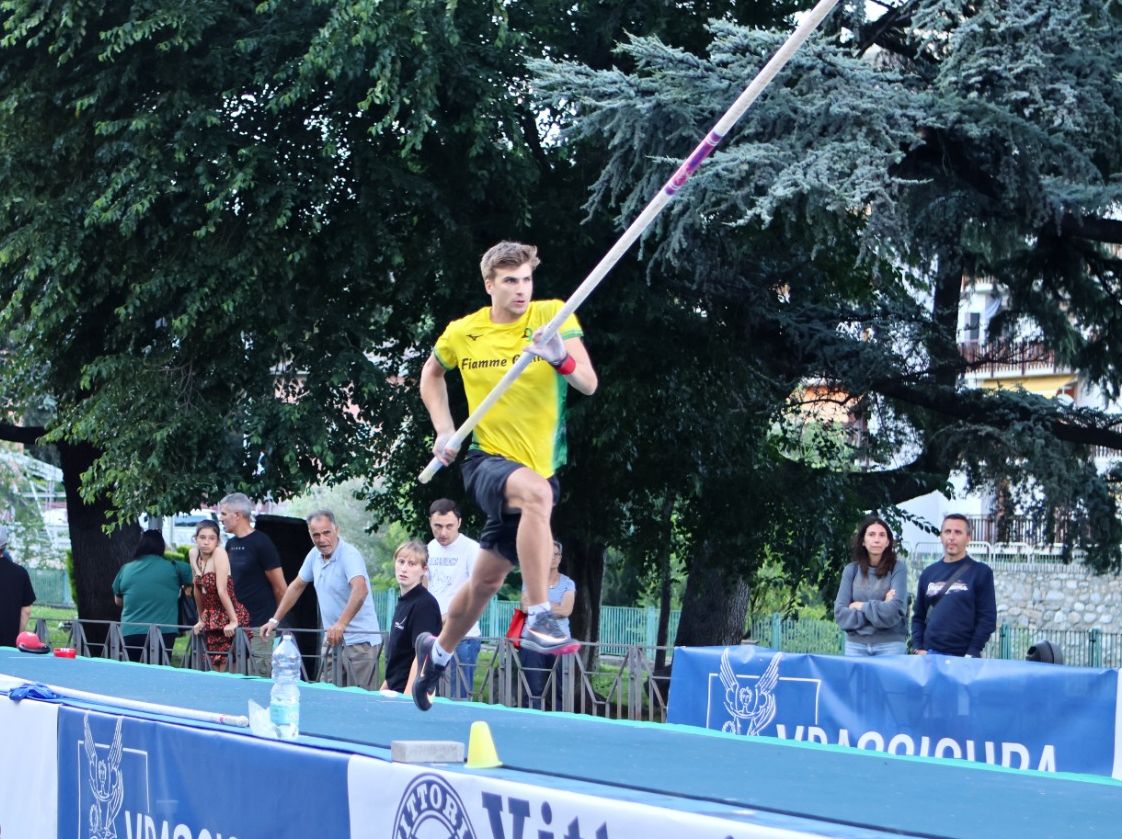 Asta in Piazza: Ivan De Angelis e Giulia Valletti Borgnini vincono ...