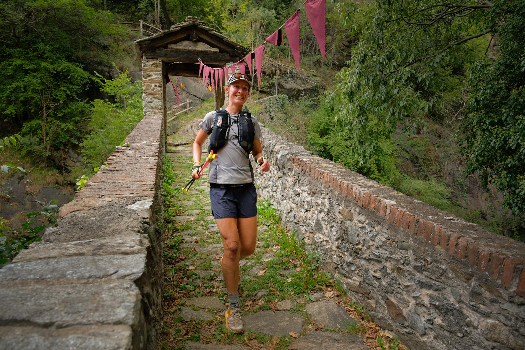 Tor des Géants: Noor Van der Veen vola verso la vittoria, testa a testa ...